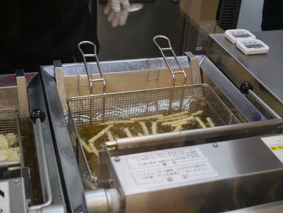 Calbee Plus Store Opens in Harajuku, Offers Hot Potato Chips Straight ...