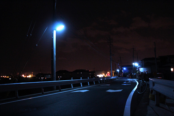 Why is Japan Turning Blue at Night? More and More Streets Being Draped ...
