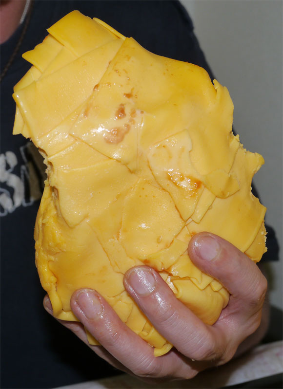 This is What a Whopper With 1000 Slices of Cheese Looks Like ...
