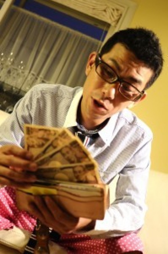 What’s Behind Some Japanese Men Not Being Able to Save Money? Could it ...