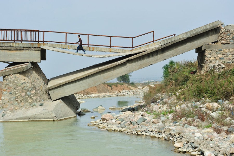 Heavily Damaged Bridge on the Verge of Total Collapse, Residents Use ...