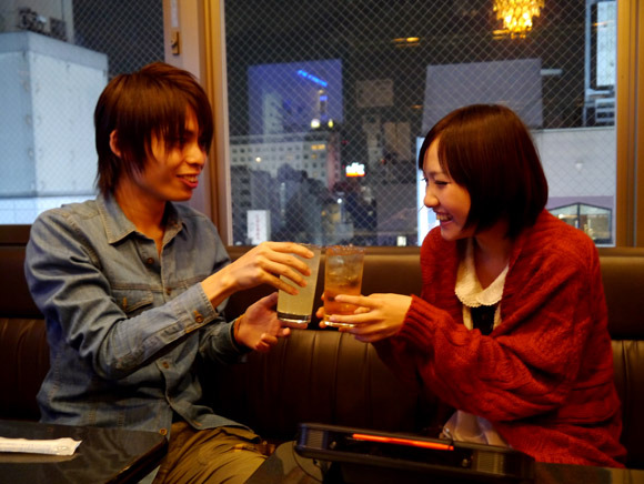 New Japanese “Rent-a-Girlfriend” Service Offers Simulated Romance, and ...