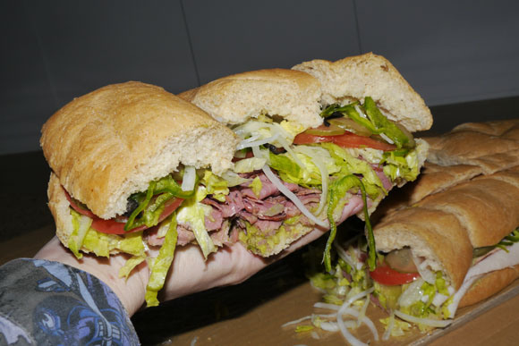 We Eat Subway Japan’s Largest Sandwich “Giant Sub” | SoraNews24 -Japan ...