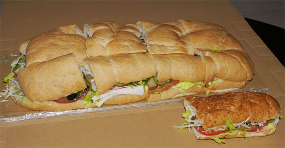 We Eat Subway Japan’s Largest Sandwich “Giant Sub” | SoraNews24 -Japan ...