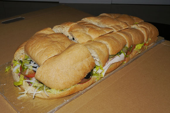 We Eat Subway Japan’s Largest Sandwich “Giant Sub” | SoraNews24 -Japan ...
