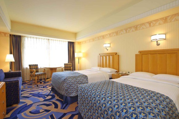 Love Disney? These Adorable Mickey and Minnie Hotel Rooms Are For You ...