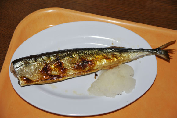 Ever wondered what Japanese prison food tastes like? Try it firsthand ...