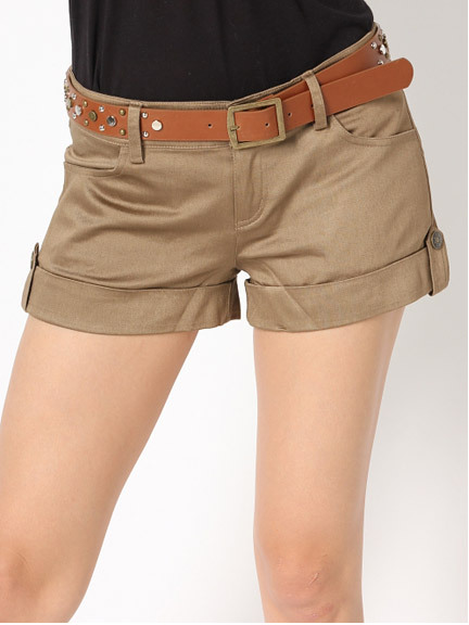Japanese women weigh in on whether or not guys should wear shorts ...