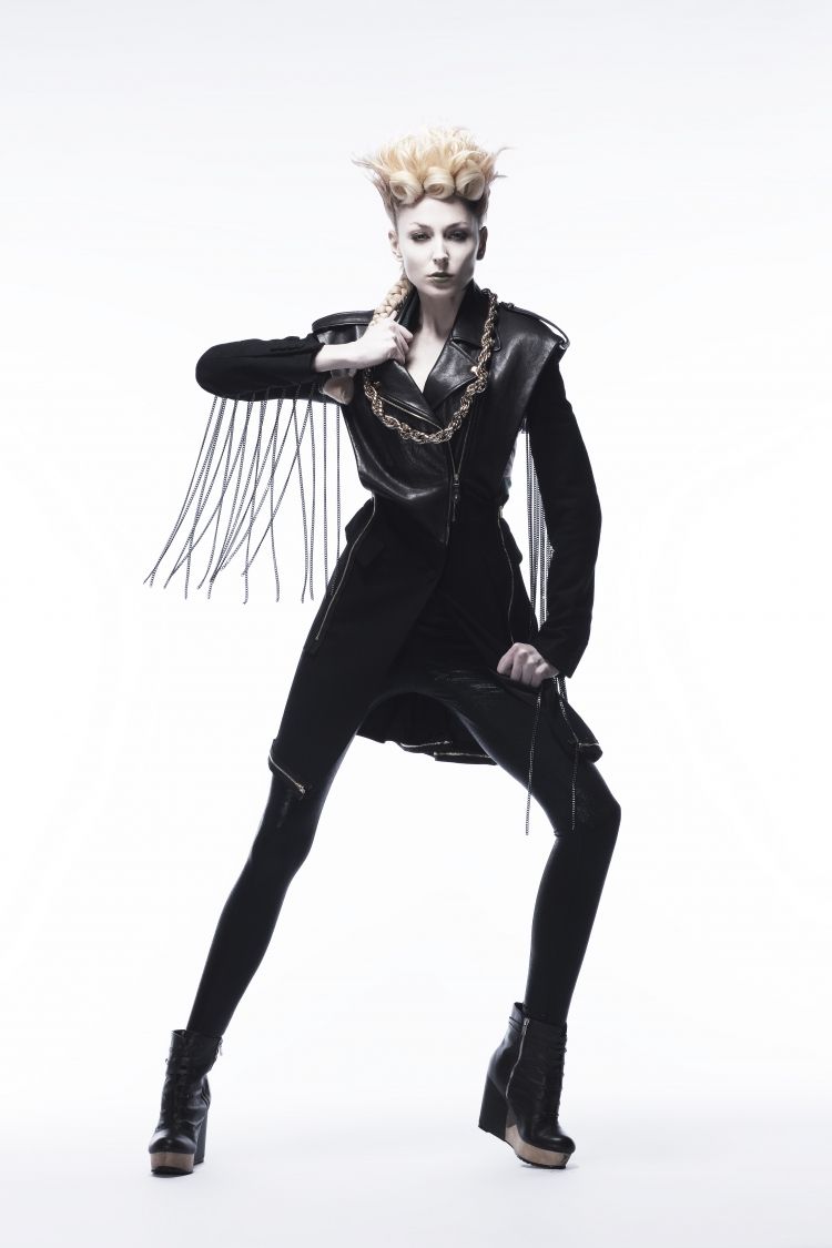 High-fashion photos of JoJo’s Bizarre Adventure characters featured at ...