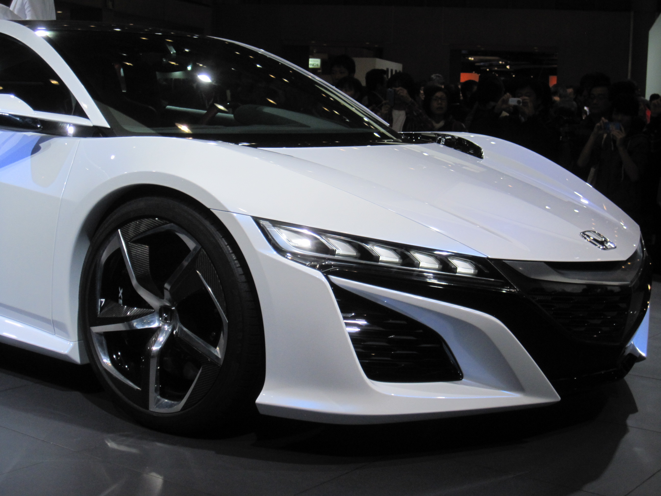 Tokyo Motor Show 2013: Cars! Crowds! Comely models! 【Photos ...