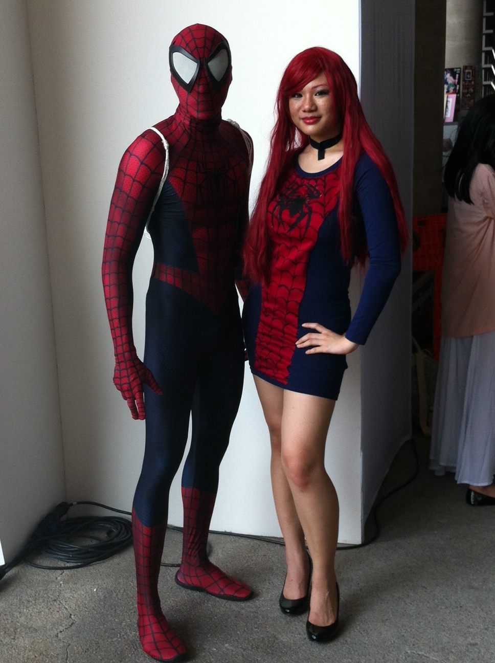 Cosplayers pose, perform, and get a suntan at Singapore’s cosplay ...