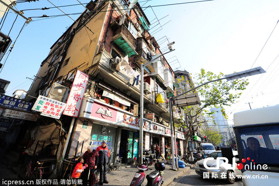 China’s “paper building” looks like it would topple over if we pushed ...