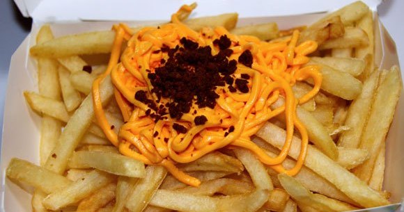 We try McDonald’s Japan’s new “Classic Fries with Cheese” | SoraNews24 ...