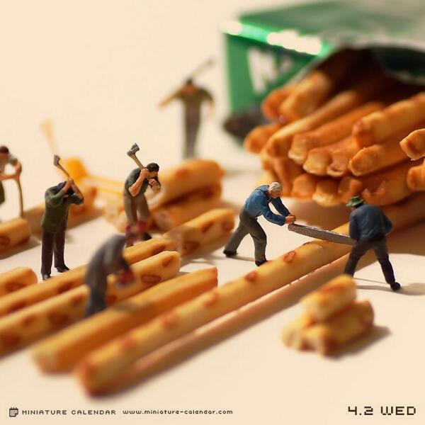 “Miniature Calendar” reveals a magical world where tiny people live ...