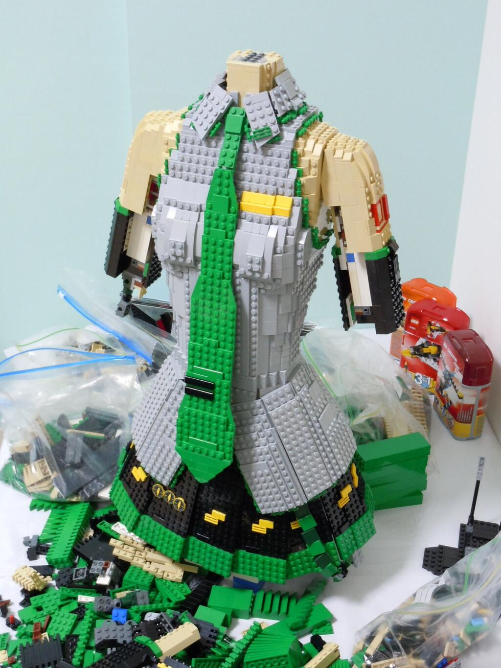 Amazing Lego artist spends six months bringing Hatsune Miku into the ...