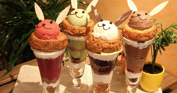 Hop on over to Ginza for adorable bunny rabbit parfaits and cream puffs ...