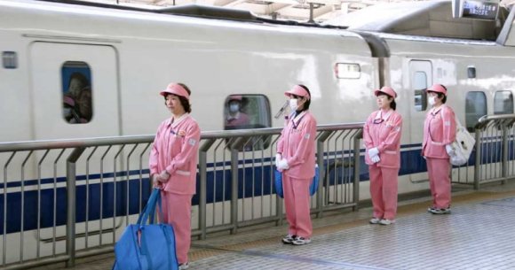 Race against the clock: Shinkansen staff have just 7 minutes to get ...