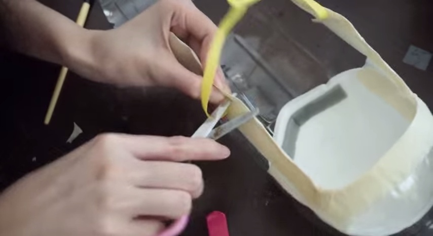 Brave through tear gas with this DIY budget gas mask【Instructions ...