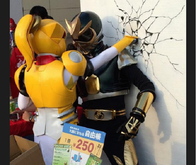 The one-person kabe-don machine: A terrifying way to experience anime’s ...