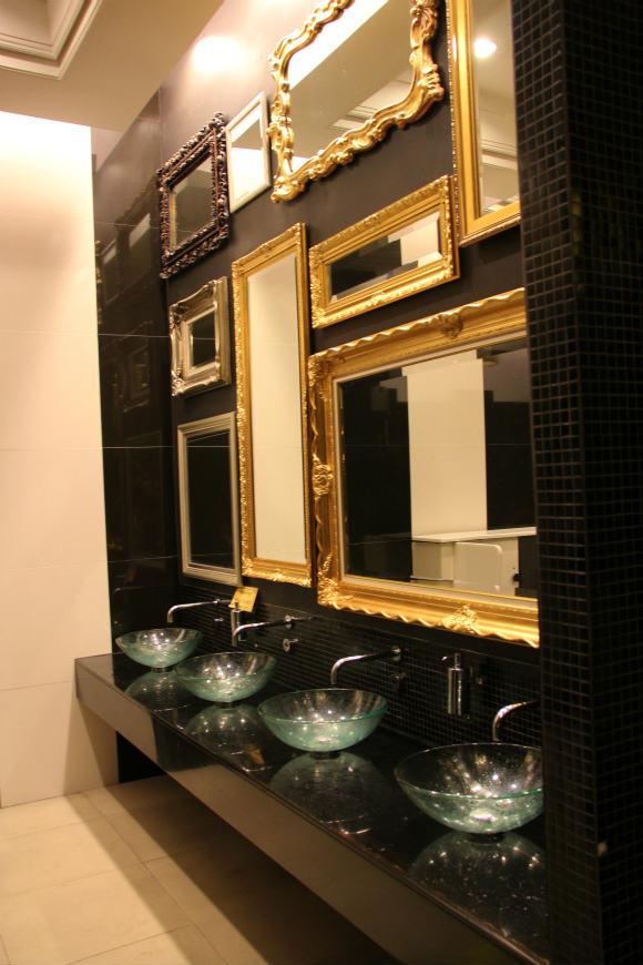 Come for the toilets, stay for the food and fun at Bangkok’s airport ...