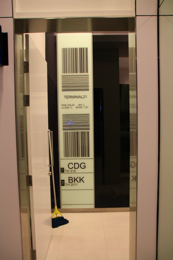 Come for the toilets, stay for the food and fun at Bangkok’s airport ...
