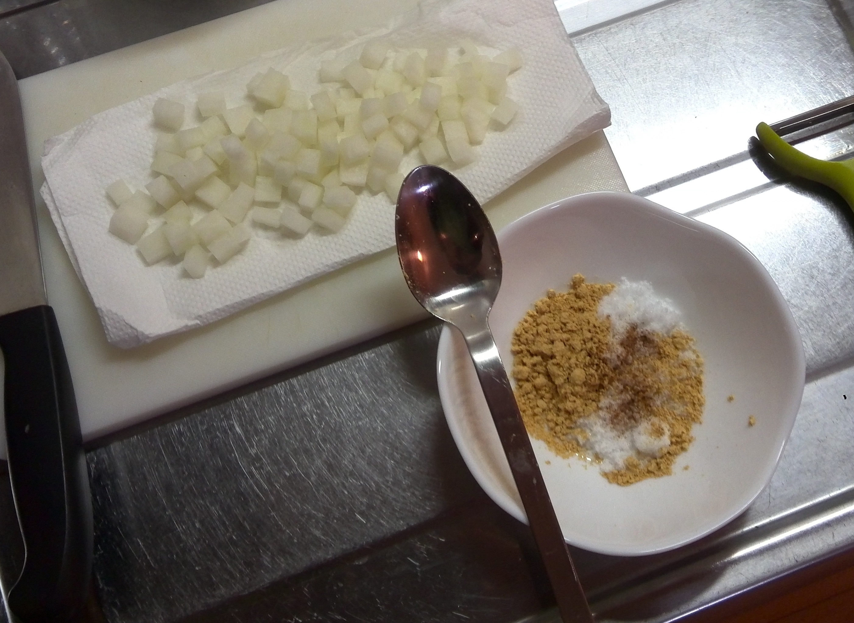 Learn to love the taste of raw daikon with this simple recipe ...