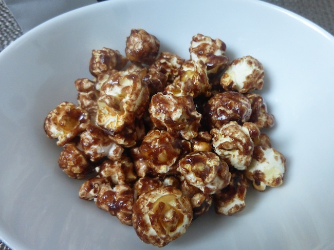 We try new gourmet popcorn from Cinnabon — Yes, it’s as addictive as ...