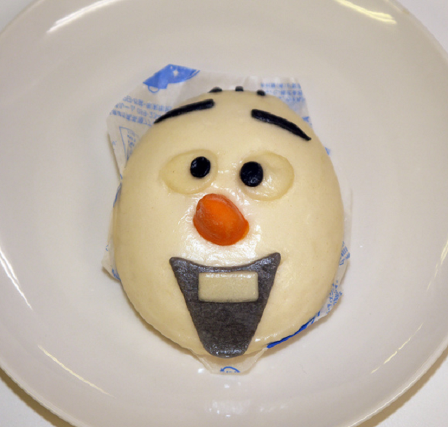Hate Frozen? Then you’ll love these photos of the Disney hit’s Olaf ...
