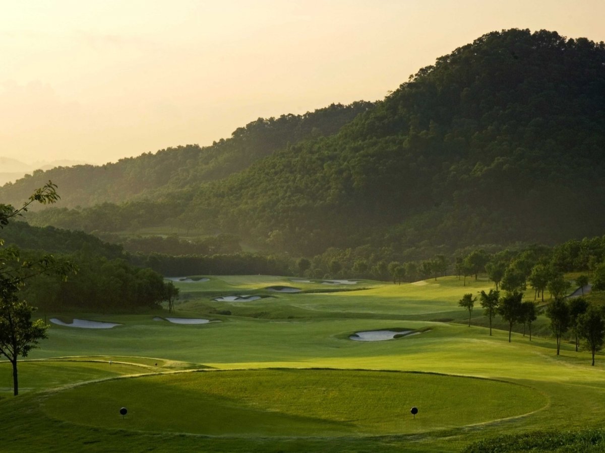 Inside China’s Mission Hills Golf Club, the largest golf resort in the ...