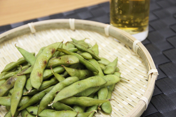Eat your beans the doubly delicious way with this mushiyaki edamame ...