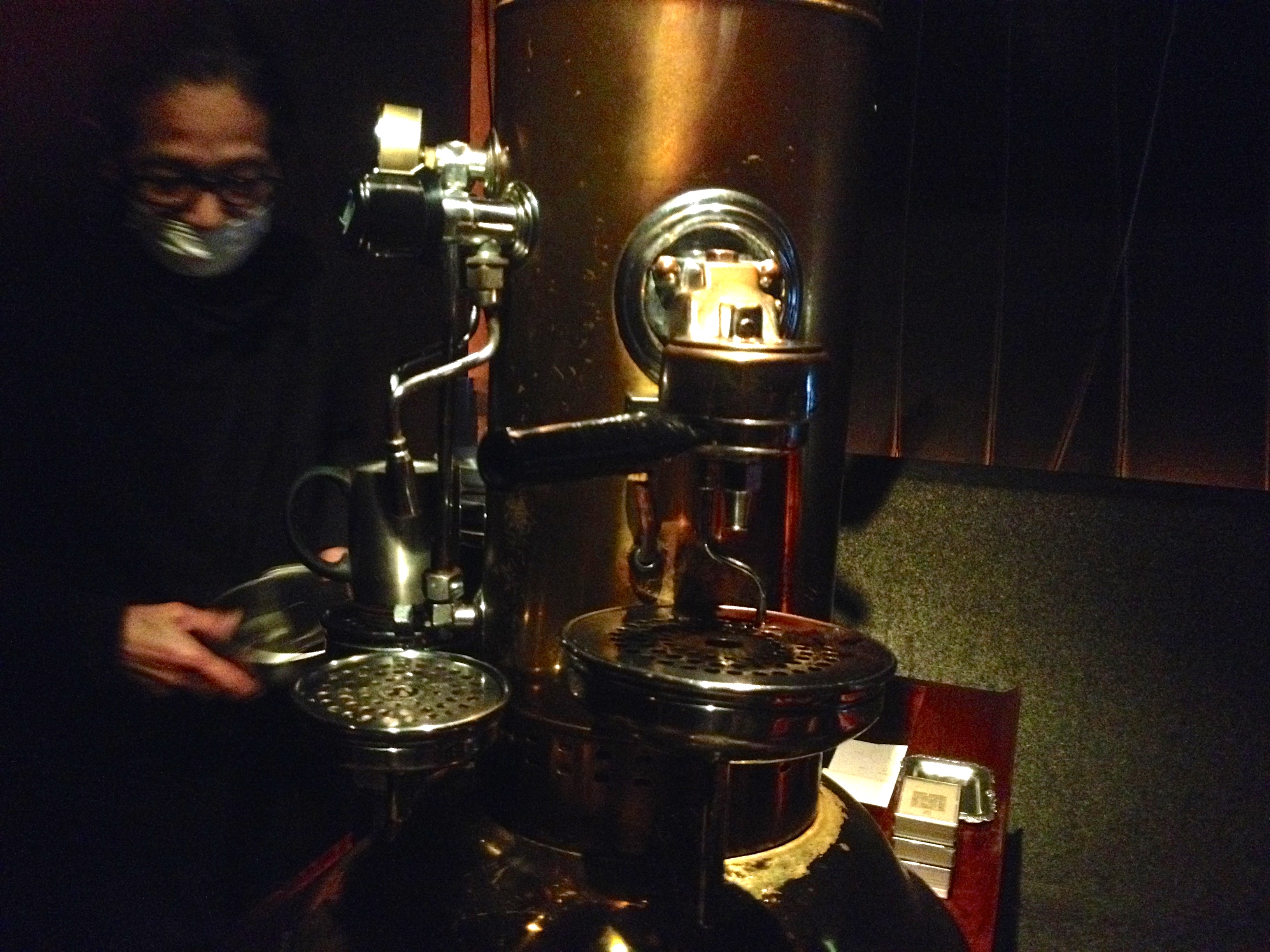 Coffee wizard performs snack alchemy in not-so-secret lair | SoraNews24 ...