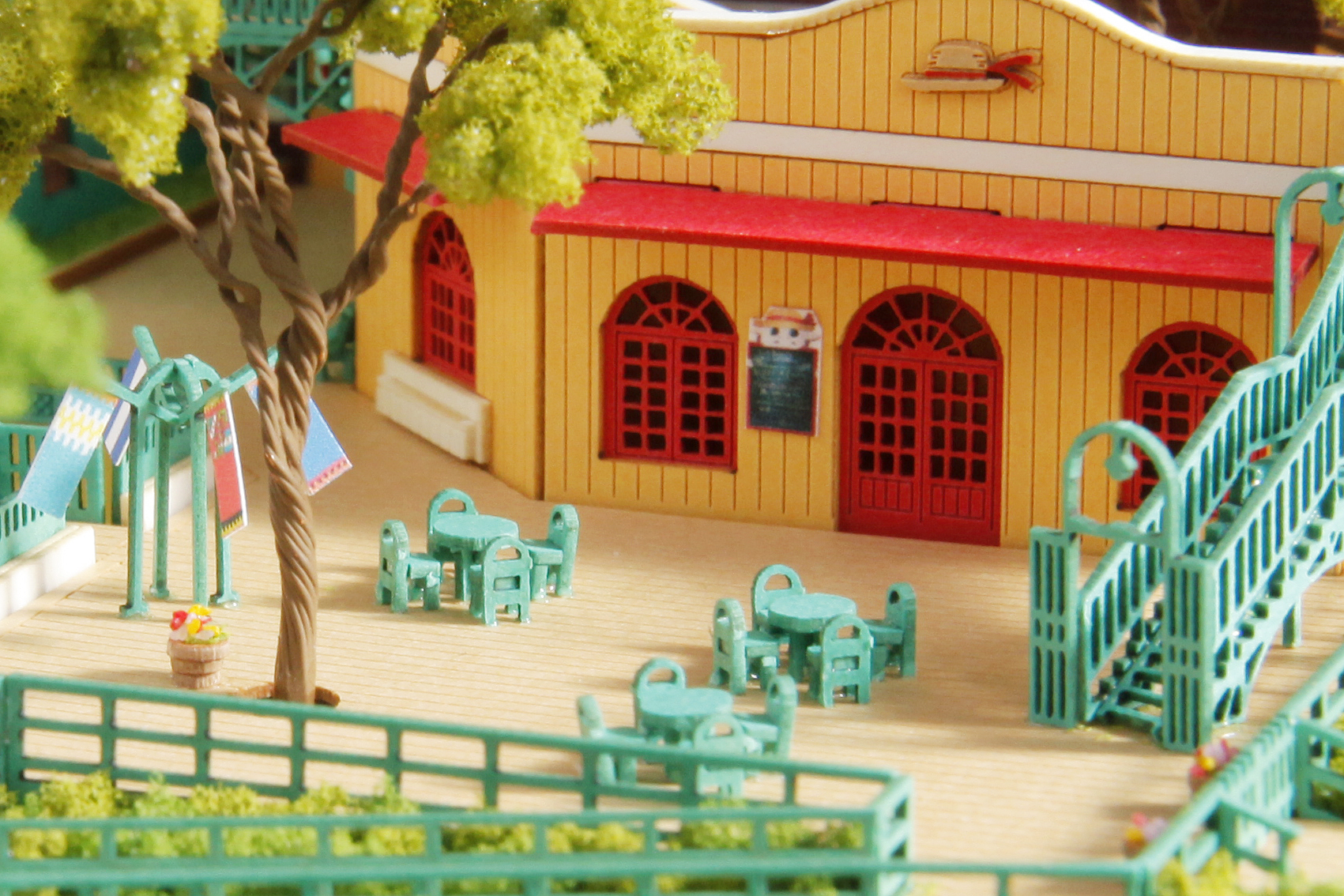 The amazing papercraft model from the Ghibli Museum — see the museum in ...