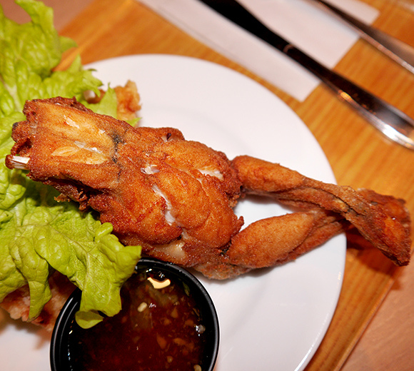 How do deep-fried frog burgers taste? We find out at Yokohama cafe ...