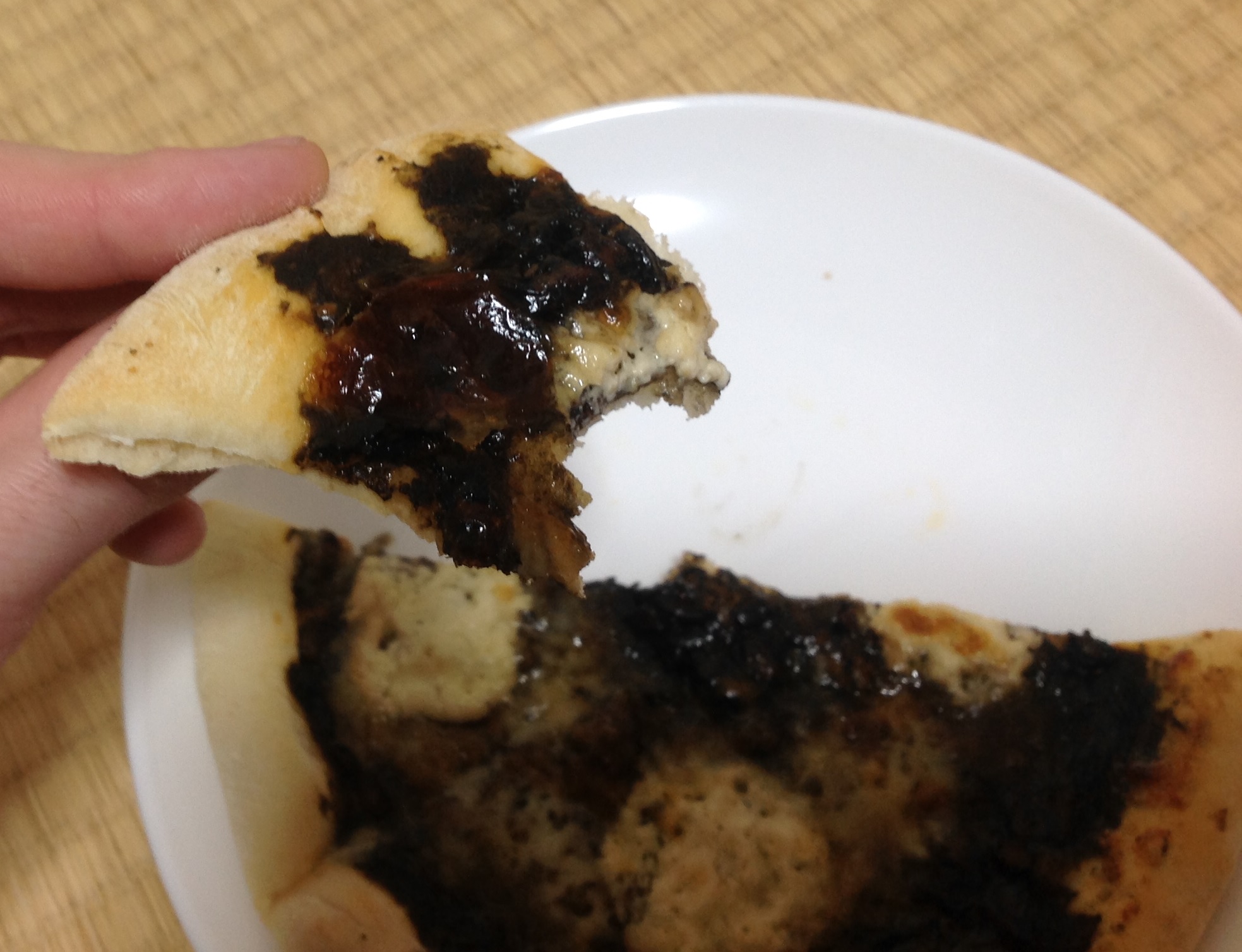 Squid ink toaster oven pizza released by Nippon Ham | SoraNews24 -Japan ...