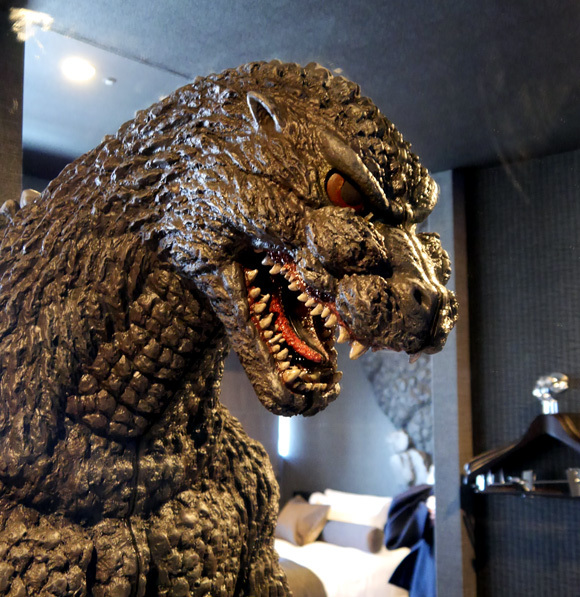 A room with a (terrifying) view: Visiting the hotel that overlooks ...