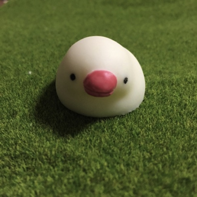 Toy or cake? These mochi-like seal and bird figures are so soft and ...