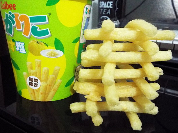 New citrus-yuzu-salt-flavored Jagariko potato sticks are delicious ...
