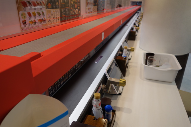 We try vegetarian sushi at Tokyo’s newest sushi train restaurant 【Pics ...