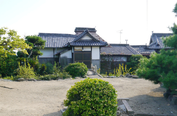 We visit Tomonoura, the scenic harbor town that inspired Studio Ghibli ...
