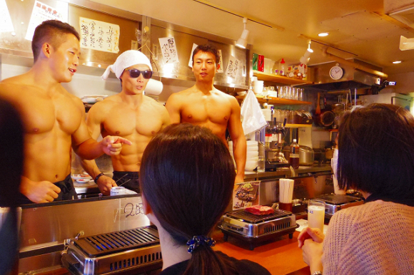 “Macho” yakiniku restaurant offers beef with a side of beefcake【Photos ...