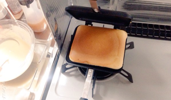 Japanese chefs discover their sandwich makers can also make pancakes ...
