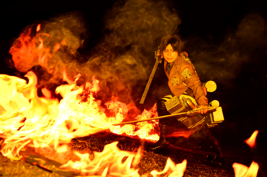 Awesome cosplay tour offers photos shoots with explosions and blazing ...