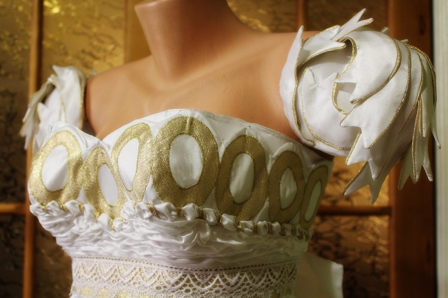 Gorgeous Sailor Moon princess dresses for all the galas in the galaxy ...