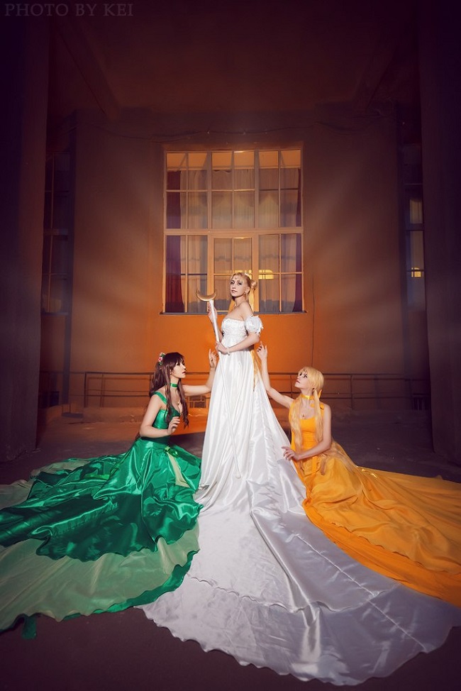 Gorgeous Sailor Moon princess dresses for all the galas in the galaxy ...