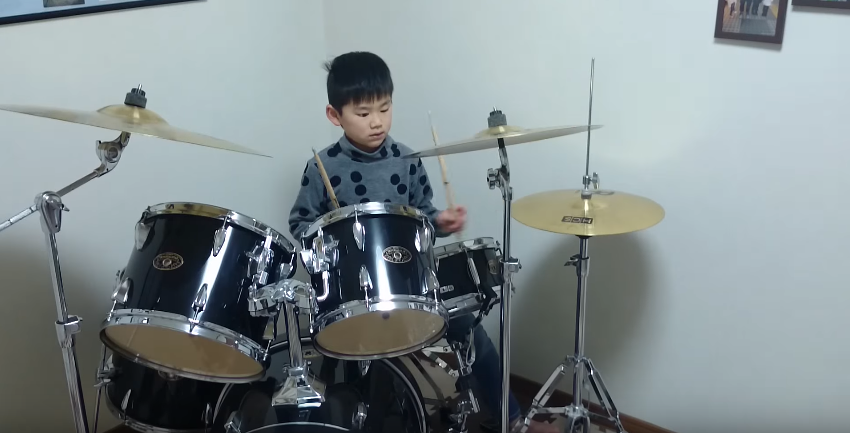 Blind drummer boy will blow your mind and touch your heart【Video ...