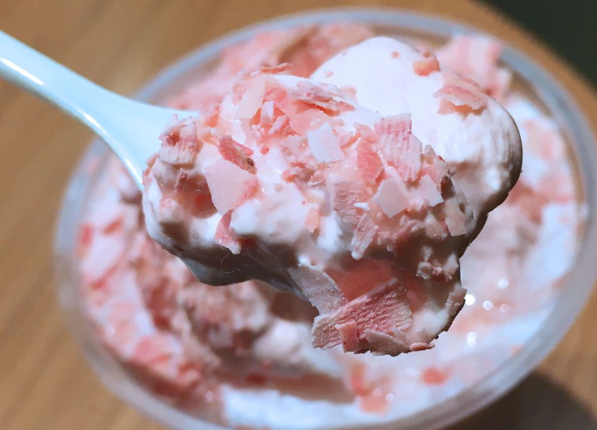 Sakura season comes early to Starbucks with two new Japan-exclusive ...