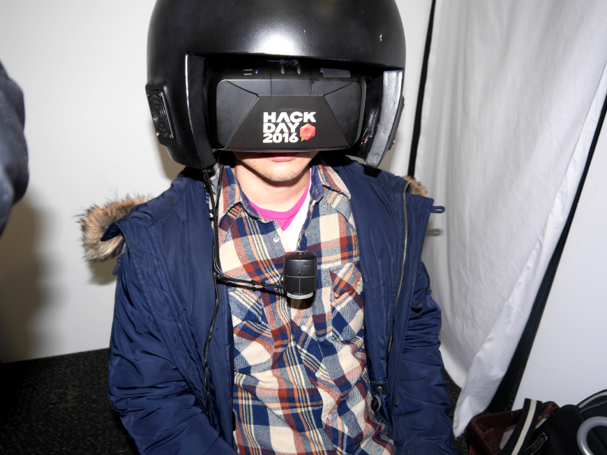 VR visit to Japanese swimsuit model’s apartment provides joy for ...