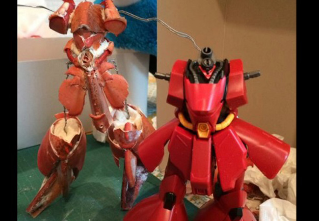 Crustacean Suit Gundam Man Builds Msn 04 Sazabi Out Of A Lobster S