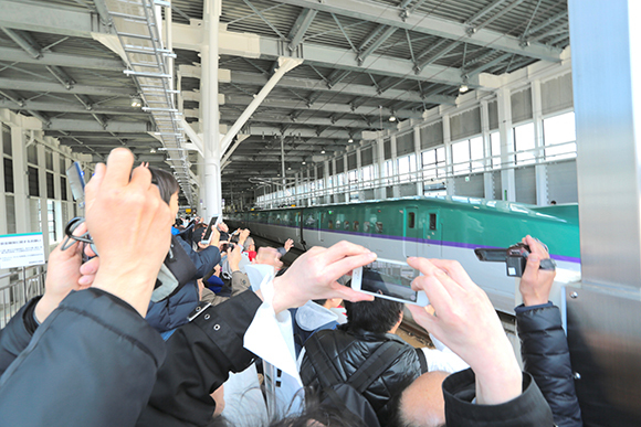 The Shinkansen now goes all the way to Hokkaido, and here’s its newest ...