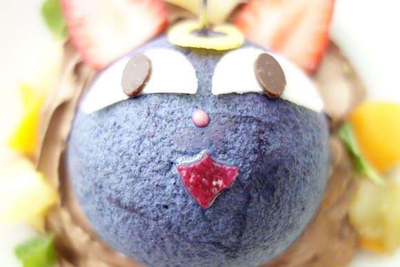 We try cute Sailor Moon-themed drinks and food at the new Chibiusa Cafe ...